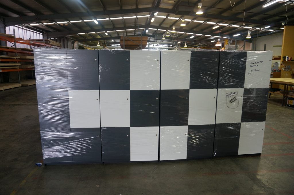 MELAMINE LOCKERS - PATTERN DOOR COLORS - State Furniture