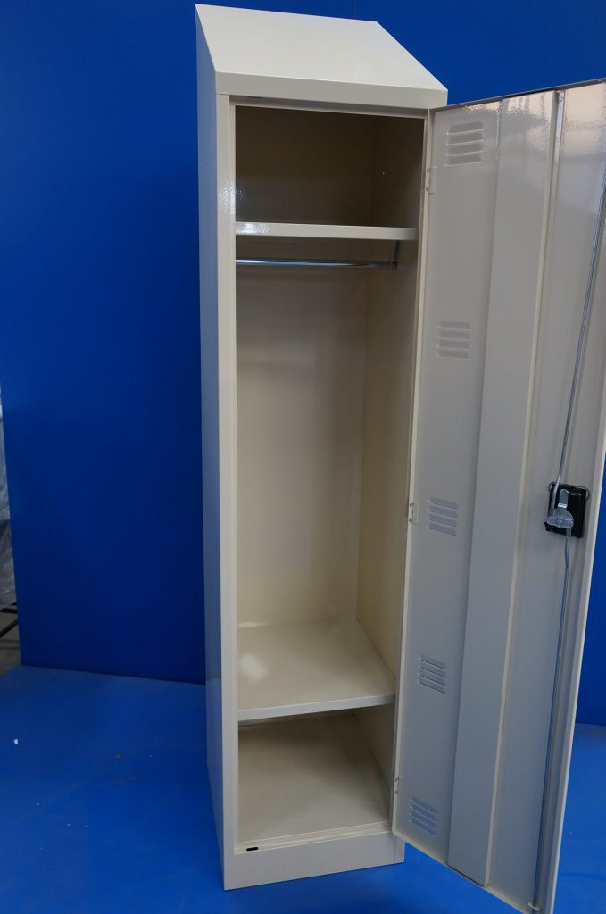 SLOPING TOP LOCKER - State Furniture